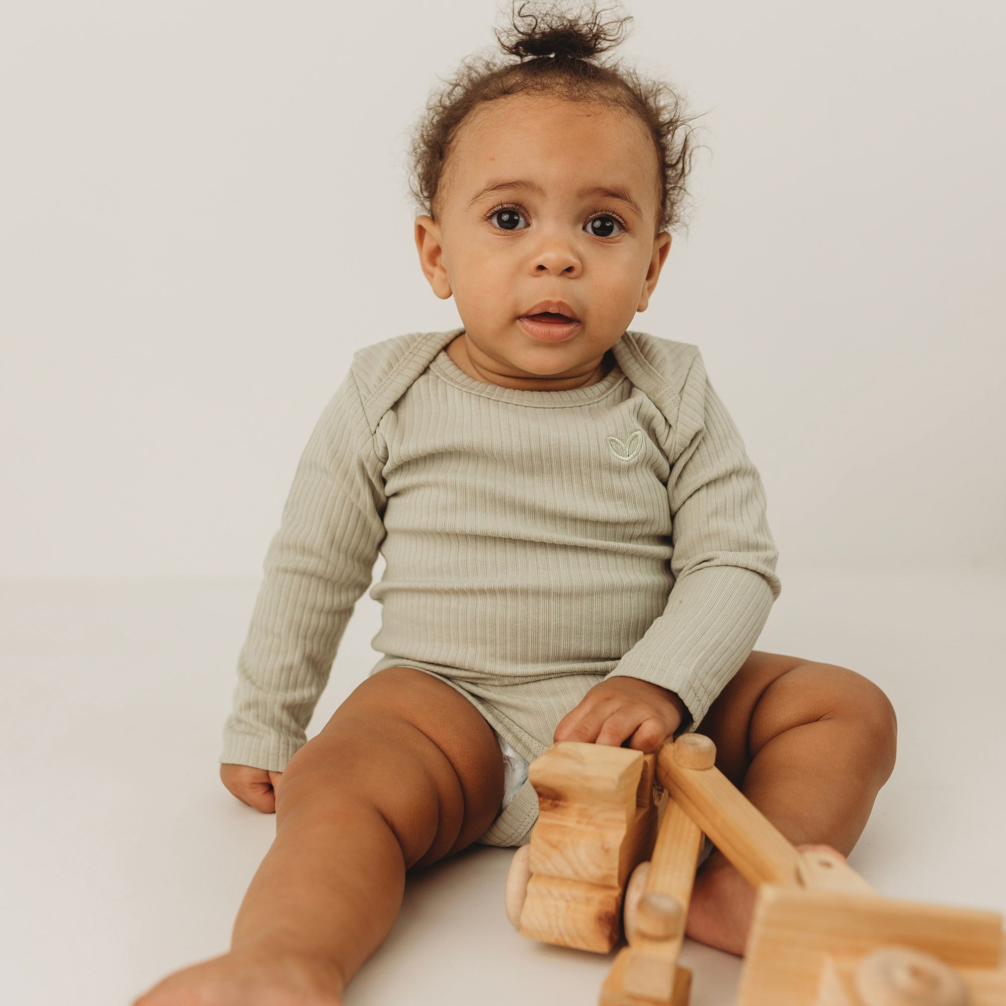 Weeboth® | Organic Cotton Classic Long Sleeve Onesie - Mint